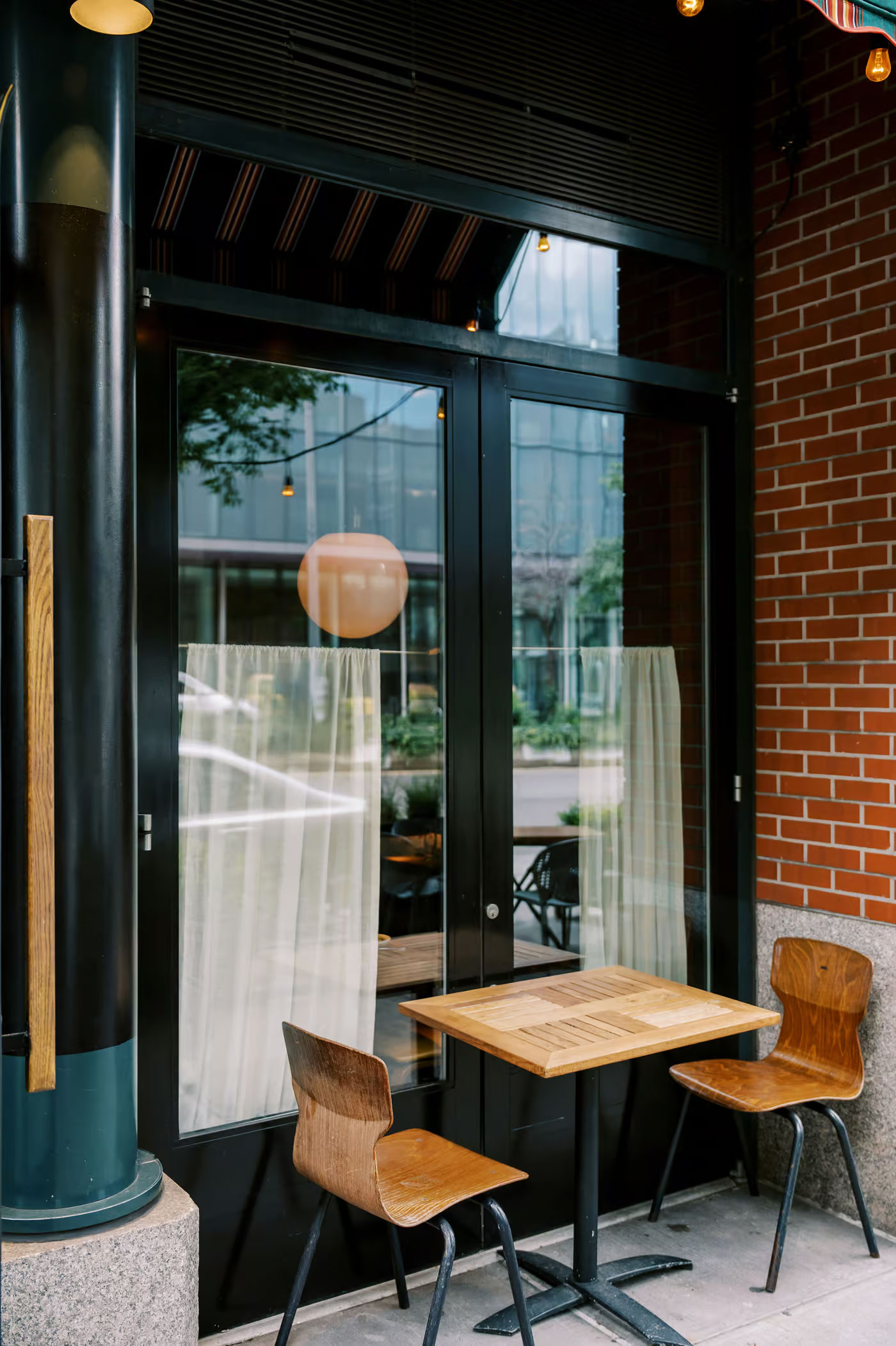 Restaurant Window Mockup Free Download | Resource Boy